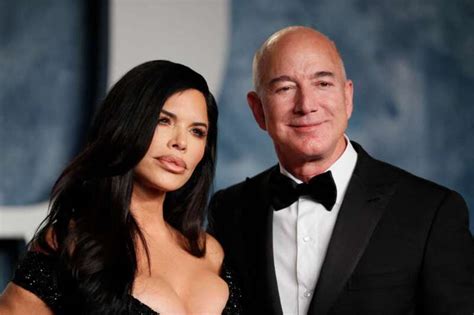 Amazon Gründer Jeff Bezos Feiert Seinen 60geburtstag Und Genießt Sein