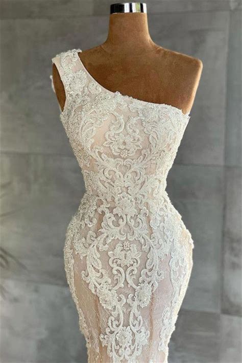 Mermaid Asymmetrical Lace Applique Floor Length Sleeveless Prom Dress