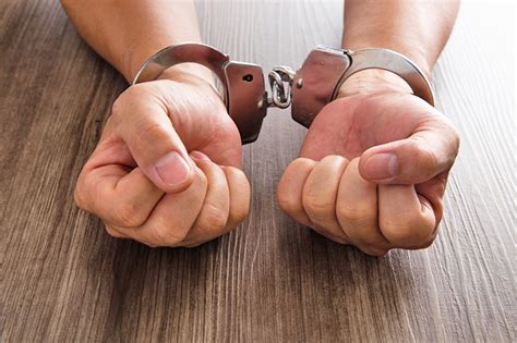 British Crime Boss Nabbed In Thailand After Years On Run Borneo