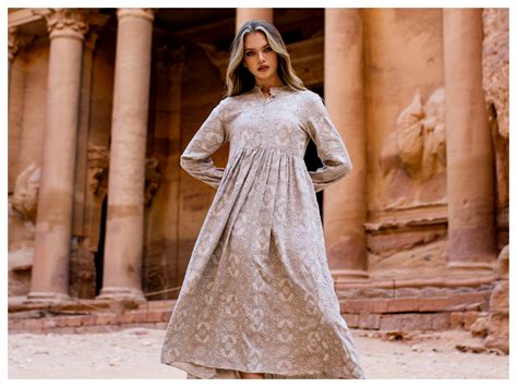 Sukienki w stylu boho sprawdź jakie modele możesz wybrać