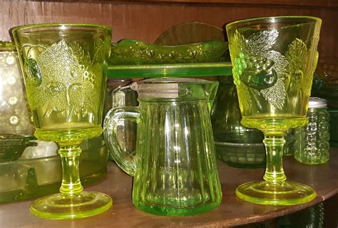 L G Wright Vaseline Glass Goblets Three Fruits Pattern Collectors