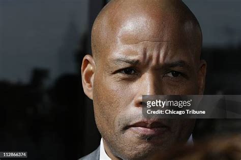 30 Chicago Bear Shaun Gayle Photos And High Res Pictures Getty Images