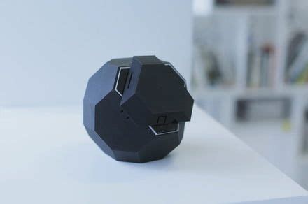 Prototype Device Lets You Easily Switch Between Different Privacy