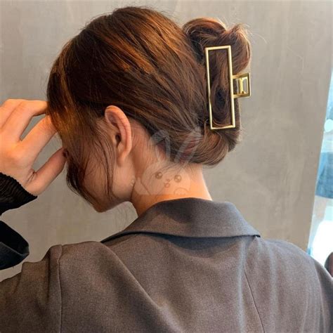 Jual KIYOWO Jepit Rambut Vintage Gold Motif Persegi Hiu Kupu Kupu Gaya