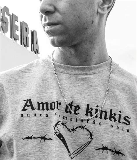 Camiseta Amor De Kinkis Gris Unisex Hardblood