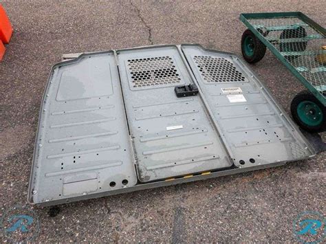 Mastercraft Partition Bulkhead Roller Auctions