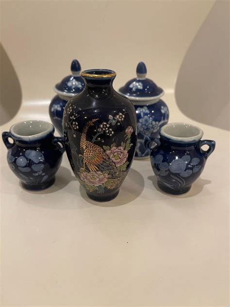 Vintage Mini Display Vase With Peacock Design Made In Japan Hobbies