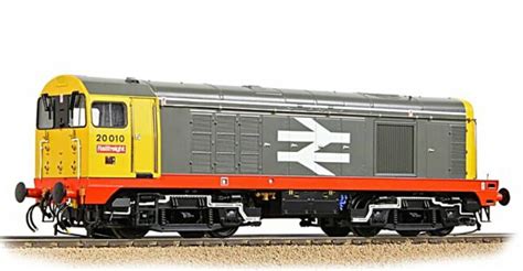Bachmann 35357a Class 200 Disc Headcode 20010 Br Railfreight Red Stripe