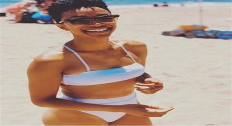 9 Sexy Hot Sonequa Martin Green Bikini Pics