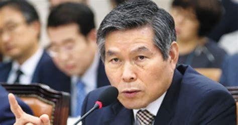북한에 조롱당한 정경두 걔들이 그런다고 국방태세 약해지진 않아