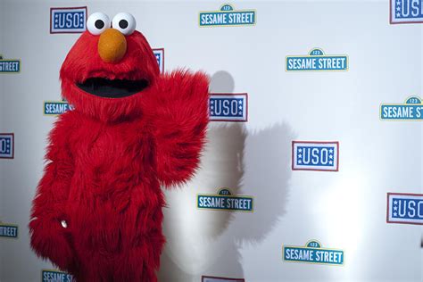 Sesame Street In Search Of New Elmo Voice After Kevin Clash Resigns