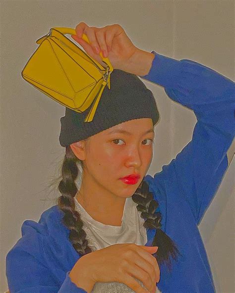 Yeri 🦋 › ˖ ݁ ୧ Red Velvet Korean Girl Groups South Korean Girls