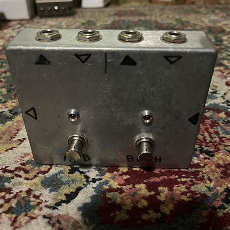 Hand Made Loop Switcher Reverb