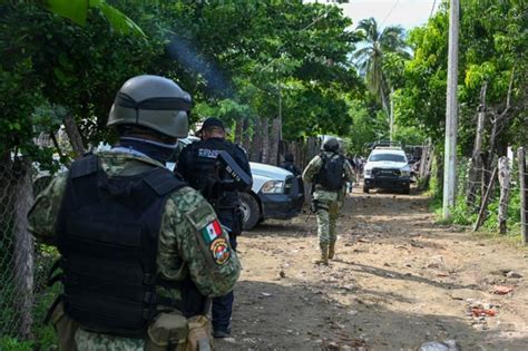 Tre Attacchi Causano Ventiquattro Morti Nel Sud Del Messico