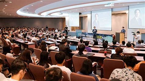 賴清德首談校園講座感想：若他們不敢問，社會競爭力值得憂慮 太報 Line Today