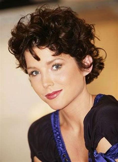 50 Cool Curly Hair Ideas For Women That You Will Love Short Curly Hairstyles For Women Curly