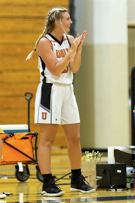 East Knocks Off West Late In Girls All Star Game