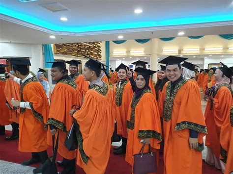 Warna Jubah Konvo Ukm Uss Phd Journey Humayrah Cham