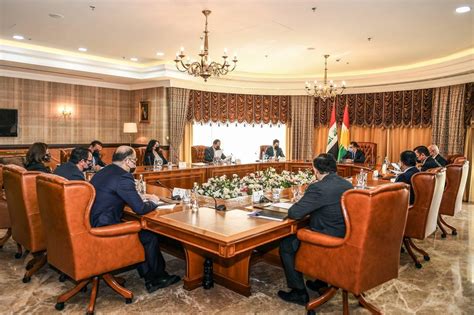مسرور بارزاني نأمل أن ترحب الأطراف العراقية بمبادرة الكاظمي لحل