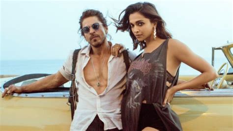 Shah Rukh Khan And Deepika Padukone Sizzle Up The Screen Again Images