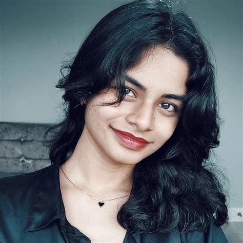 Pragya Padakiya Suji • Threads Say More