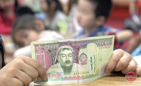 ДӨРӨВДҮГЭЭР САРЫН ХҮҮХДИЙН МӨНГӨНИЙ ОЛГОЛТ ӨНӨӨДӨР ХИЙГДЭНЭ