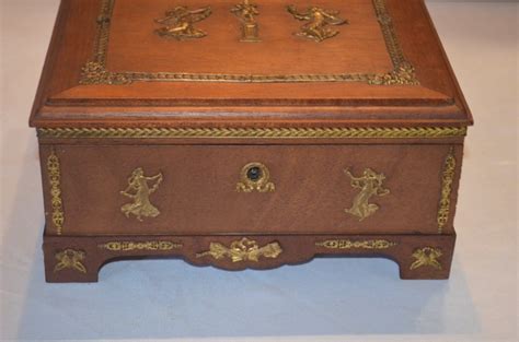 Proantic Coffret à Bijoux En Acajou d époque napoléon III