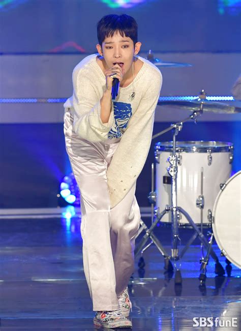 E포토 사우스클럽 남태현 개성 넘치는 무대