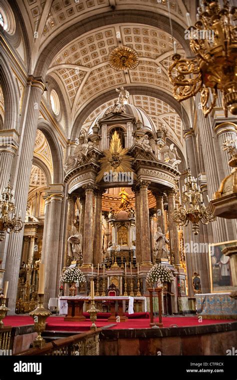 Catedral Puebla Mexico Puebla Cathedral On The Central Zocalo Plaza