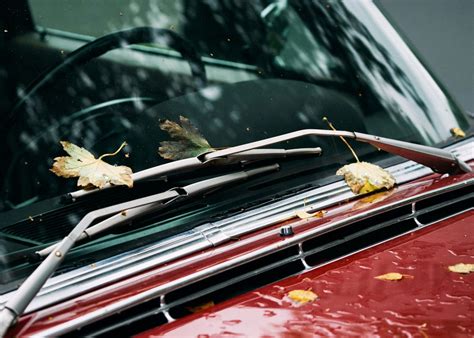 How To Replace Your Vehicles Windshield Wiper Blades