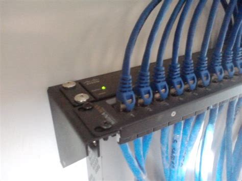 Wall Mounting 28 Port Cisco Switch