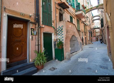 Gasse Am Meer Stockfotos Und Bilder Kaufen Alamy