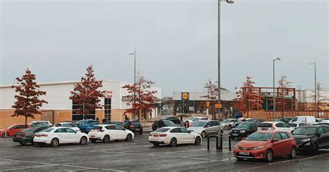 East Midlands Airport And Parking Review Now