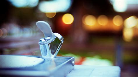 10 Ways To Stay Hydrated During The Summer Heat Empowher Womens