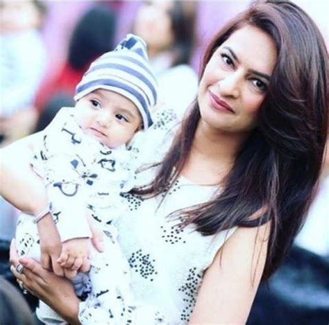 Fawad Khans Daughter Elayna Will Melt Your Heart See Pics Pakistani
