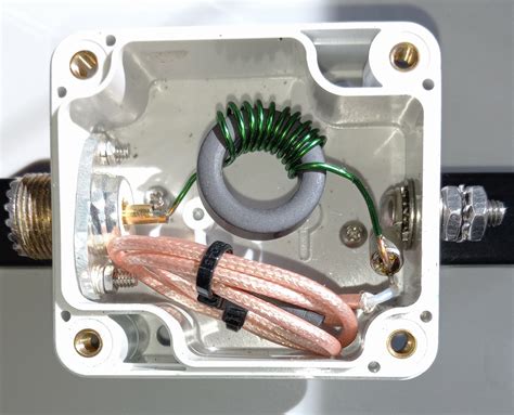 Highly Efficient L Matching Networks For End Fed Half Wave Antennas