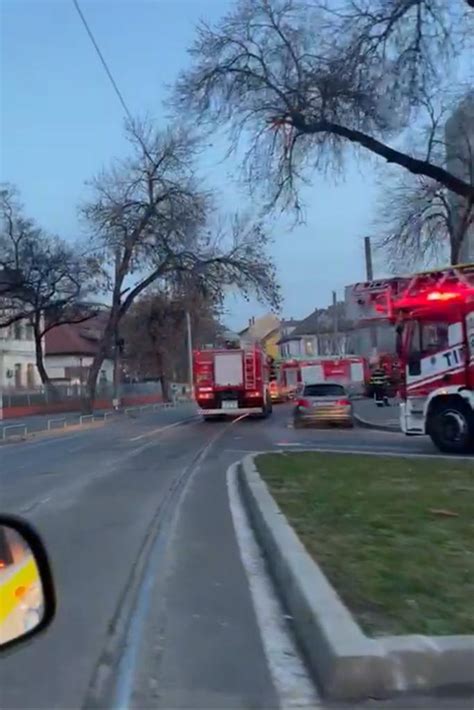 Explozie urmată de un incendiu Scene de groază în Nădrag un om grav
