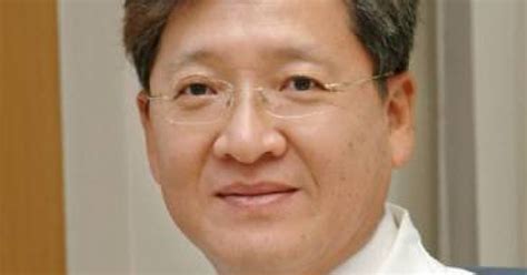 보건복지장관 교체정진엽 내정자는 25년 간 서울대 의대 교수로 재직