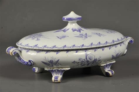 Proantic Ensemble De Pièces De Forme En Faience De Gien Service Li