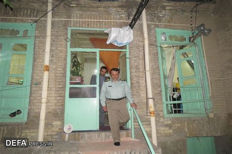 تصاویر دیدار سردار کارگر با خانواده شهیدان دهنوی در مشهد