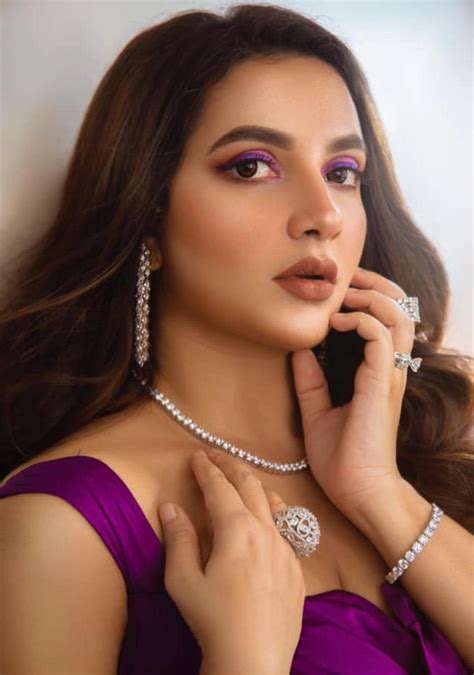 Subhashree Ganguly Age Biography Marriage Husband Instagram