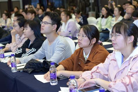 课题组参加中国化工学会第一届分子辨识分离工程大会 组内活动 南昌大学王珺课题组