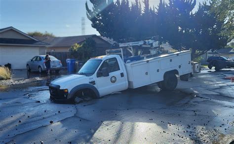Slo Water Main Breaks Truck Drives Into Sinkhole Cal Coast Times