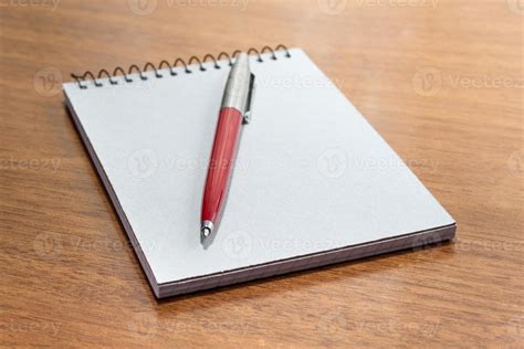 Notepad And Pen 966328 Stock Photo At Vecteezy