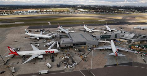 london s heathrow airport closed due to major power outage