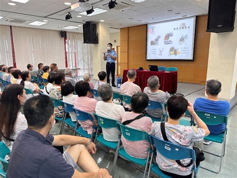 市政署與消防局持續為攤販舉辦消防安全講座 澳門蓮花衛視