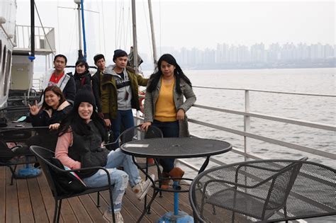 Chilling At Arirang House 아리랑하우스 At Ttukseom Resort 뚝섬유원지 Saranghae Korea