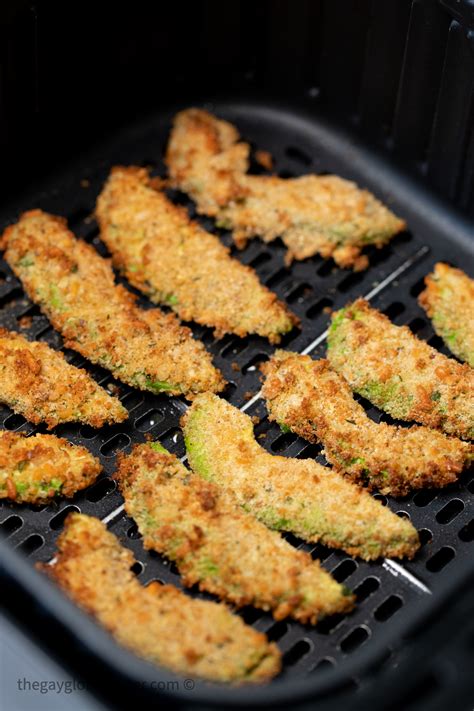 Air Fryer Avocado Fries With Sriracha Ranch Dip The Gay Globetrotter