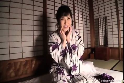 R Anri Okita JAV Film Busty Naked Hot Springs Bath
