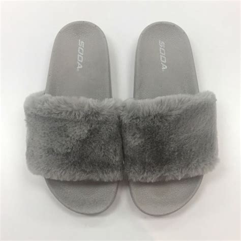 🌿 Faux Fur Slides 🌿